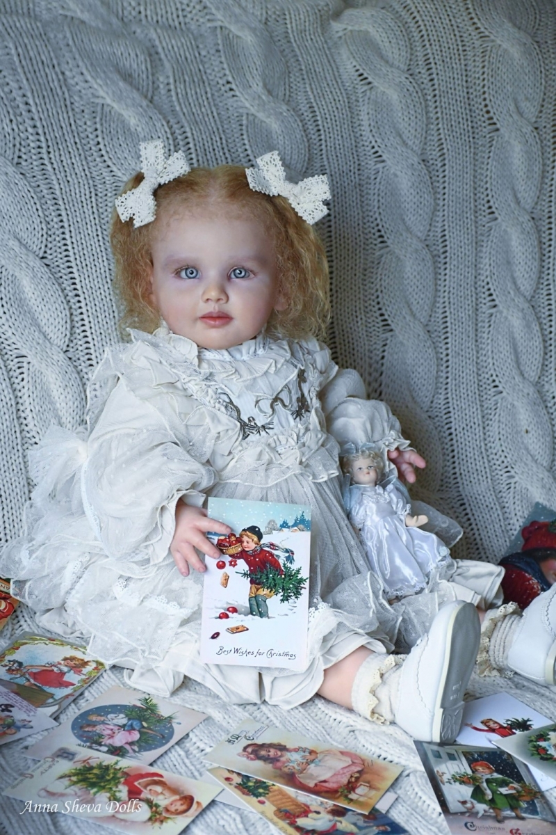 Sheva Dolls | Vivien